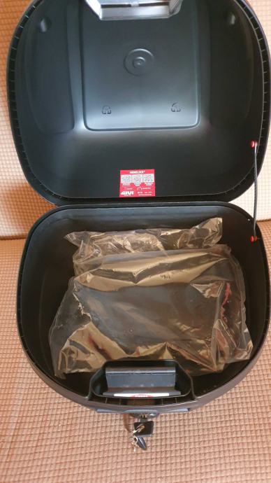 Yamaha Givi kofer 50 eura