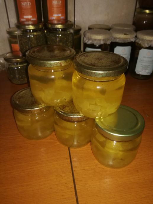 DOMACI MED I PCELINJI PROIZVODI