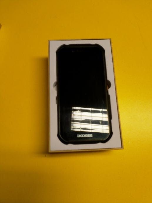 Doogee S40