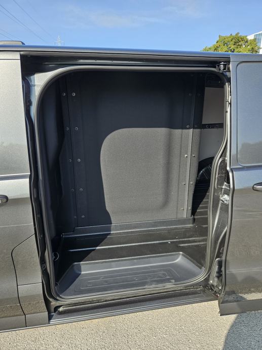 Ford Transit Custom Multicab Limited, 2025 god.