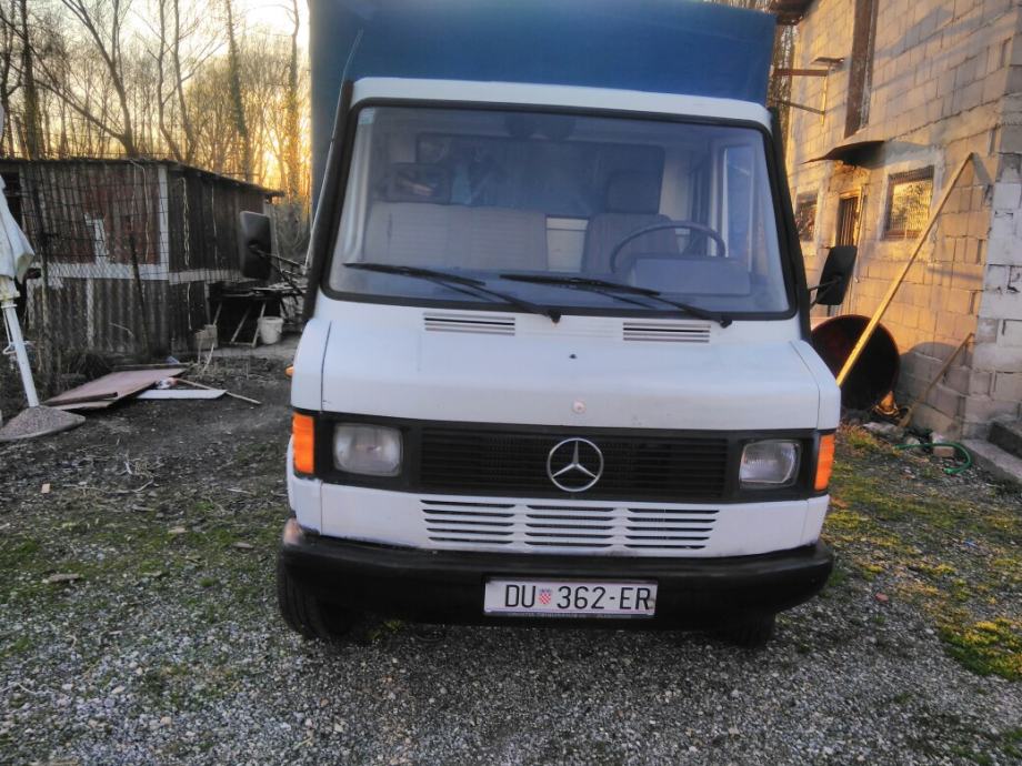 Mercedes 410(STOČAR) zamjena ,auto,odojci-svinje, 1991 god.
