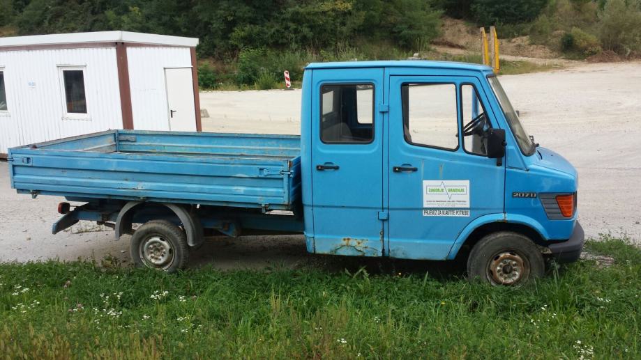 Mercedes-benz 207d, 1987 god.