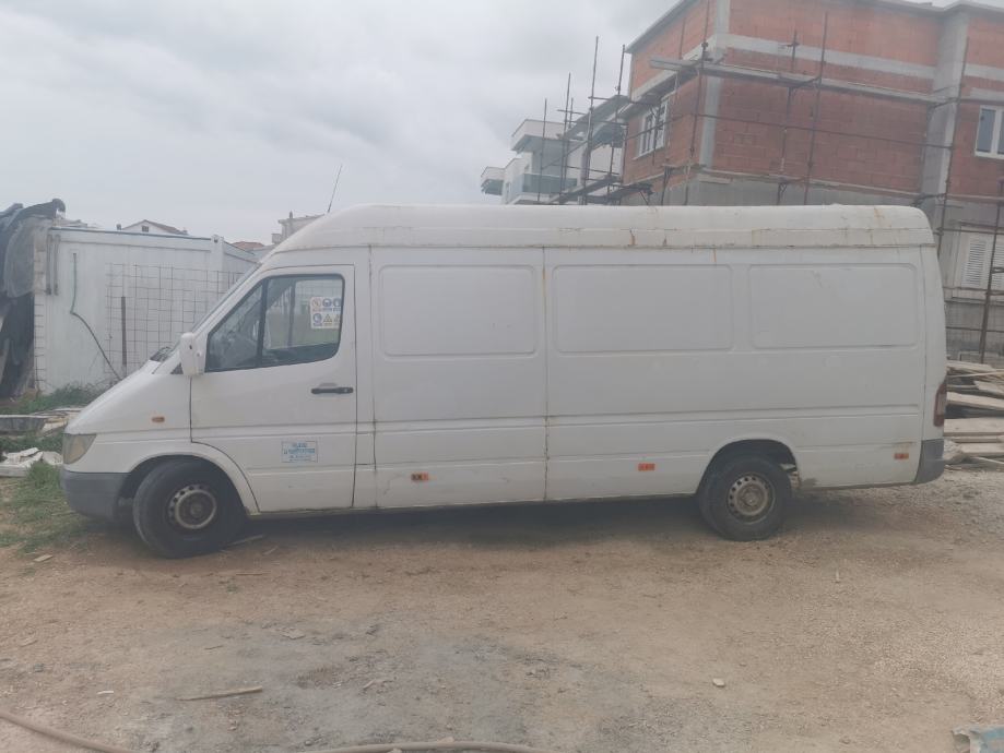 Mercedes benz sprinter 313, 2002 god.