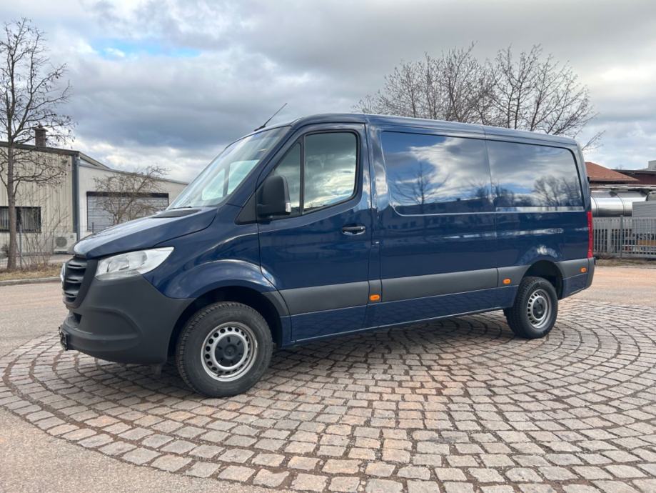 Mercedes-Benz Sprinter L2H1, 2021 god.