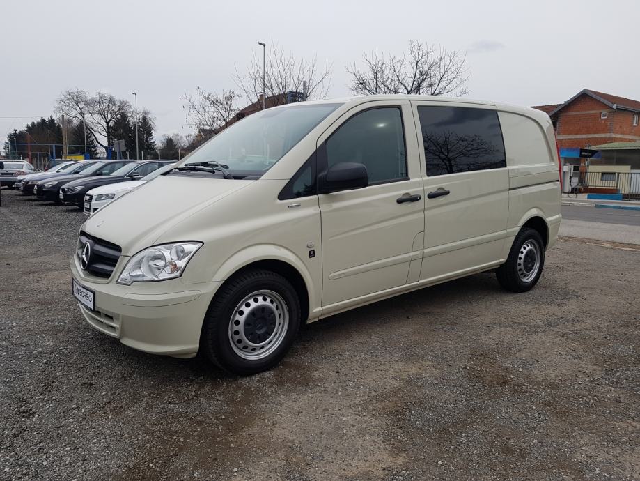 Mercedes-Benz Vito BlueEFFICIENCY 110 CDI BusinessVan DUPLA KABINA ...