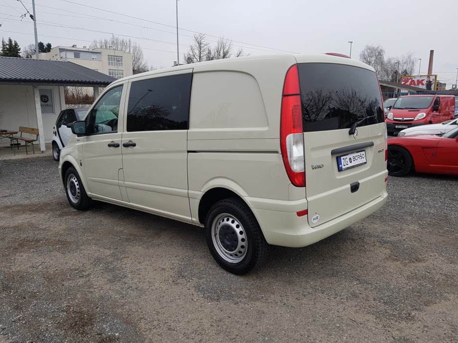 Mercedes-Benz Vito BlueEFFICIENCY 110 CDI BusinessVan DUPLA KABINA ...