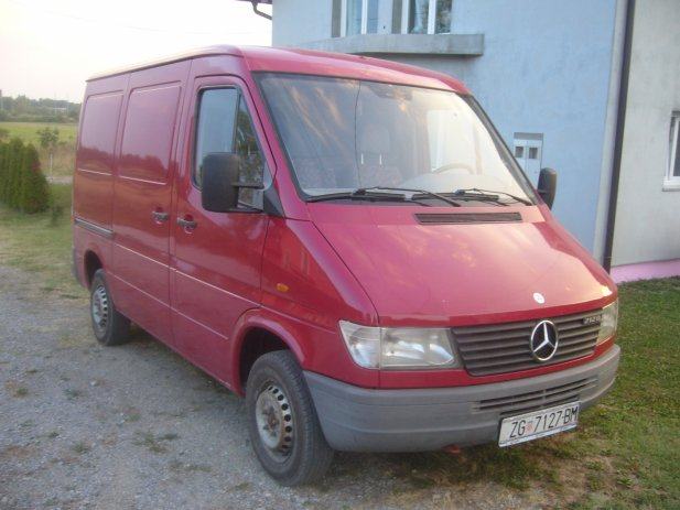 Mercedes Sprinter 212, 1996 god.