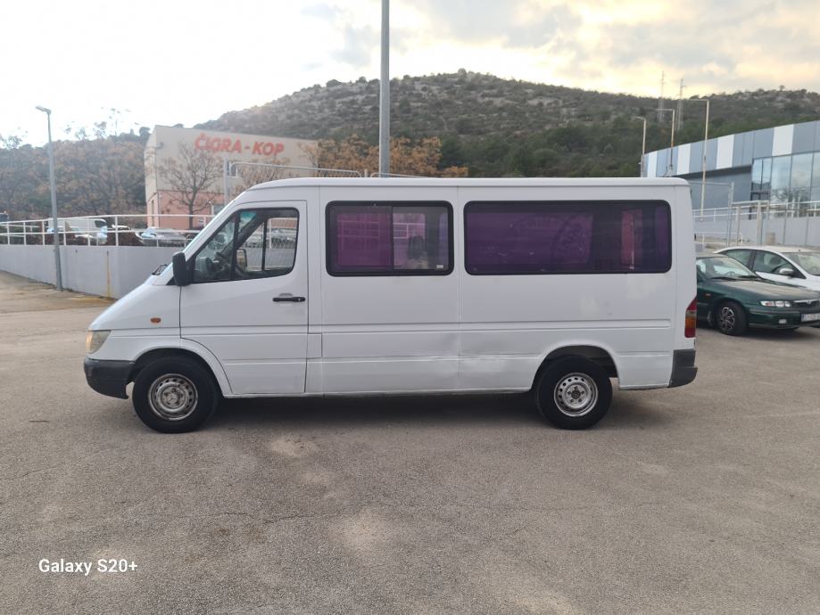 Mercedes Sprinter 213, 2001 god.