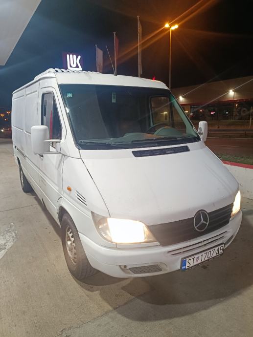 Mercedes Sprinter 313 CDI, 2001 god.