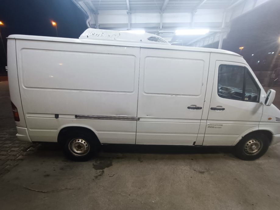 Mercedes Sprinter 313 CDI, 2001 god.