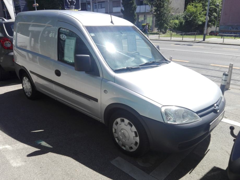 Opel Combo VAN 1.7 CDTI 19.900 sa PDV-om napravljen veliki servis, 2007 ...