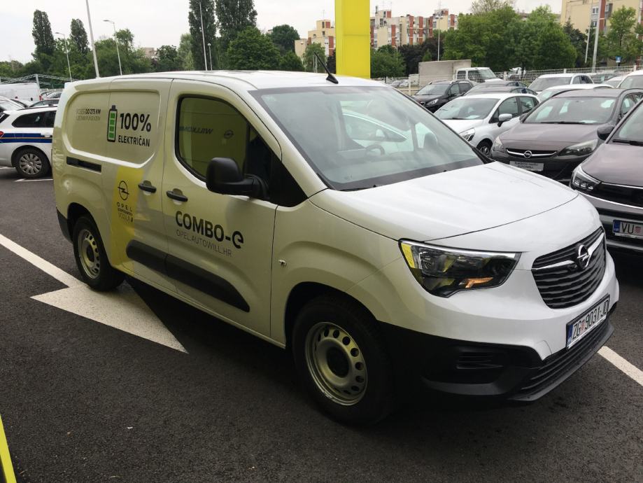 OPEL COMBO PANEL VAN ENJOY L2H1, 2023 god.