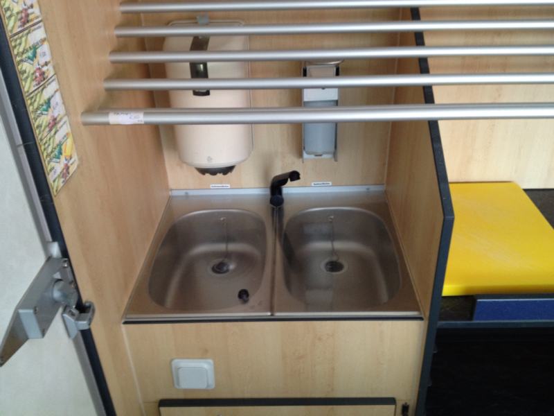 Pokretna trgovina, 2002 god.