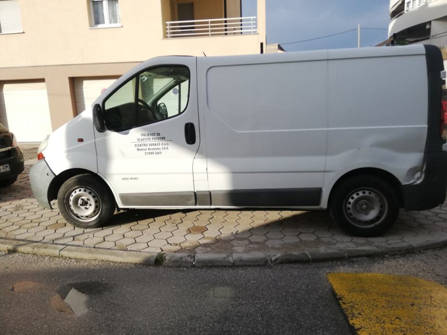 Renault trafic, 2002 god.