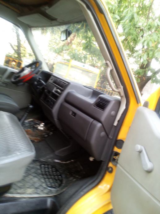 volkswagen transporter 1.9TDI, 1999 god.