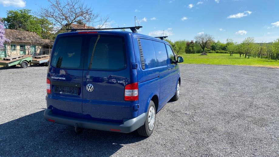 VOLKSWAGEN TRANSPORTER T5, 2010 god.