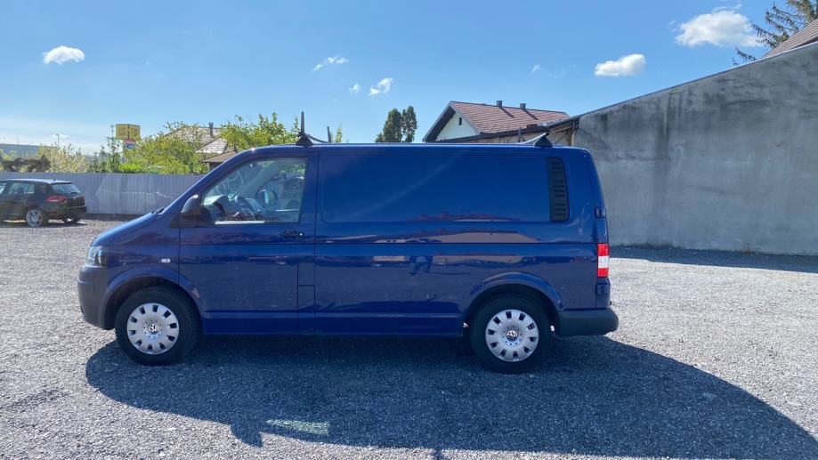 VOLKSWAGEN TRANSPORTER T5, 2010 god.