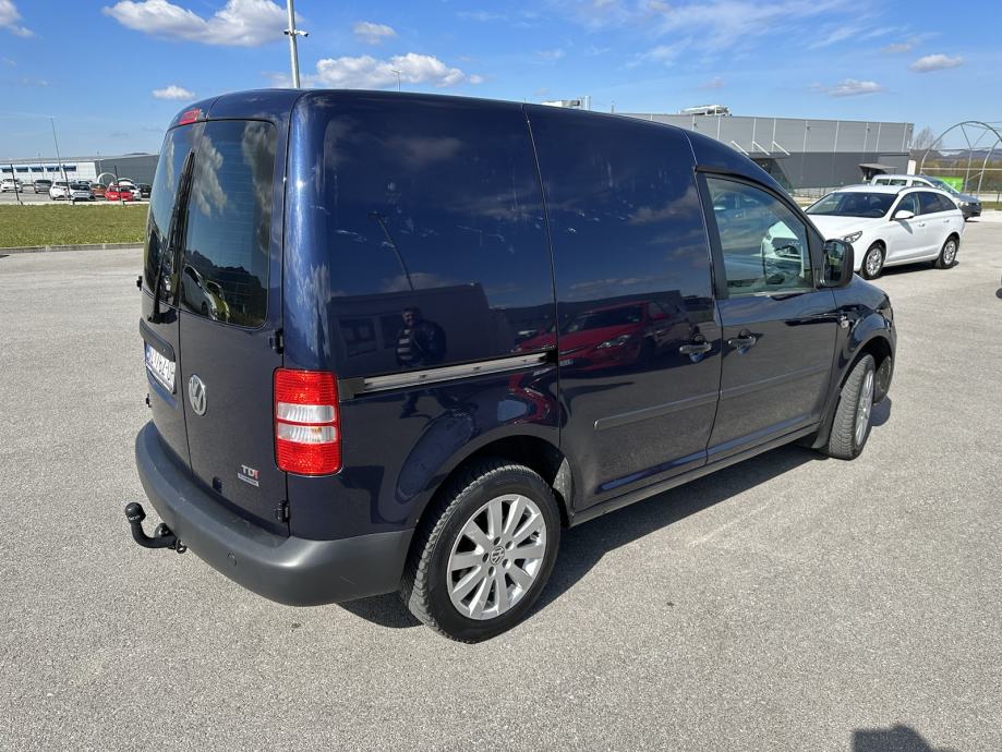VW CADDY 1,6 TDI, 2015 god.