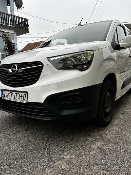 Opel combo van 1,5 D n1 registriran do 02/26, 2020 god.