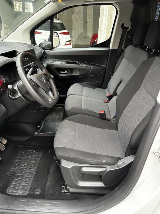 Opel combo van 1,5 D n1 registriran do 02/26, 2020 god.