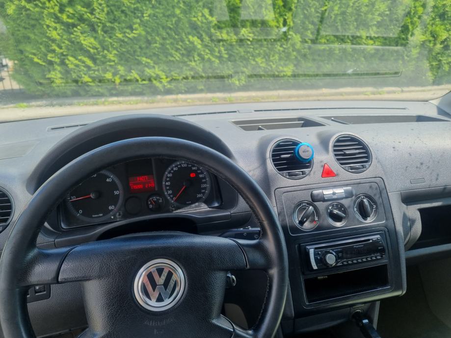 Vw caddy, 2005 god.