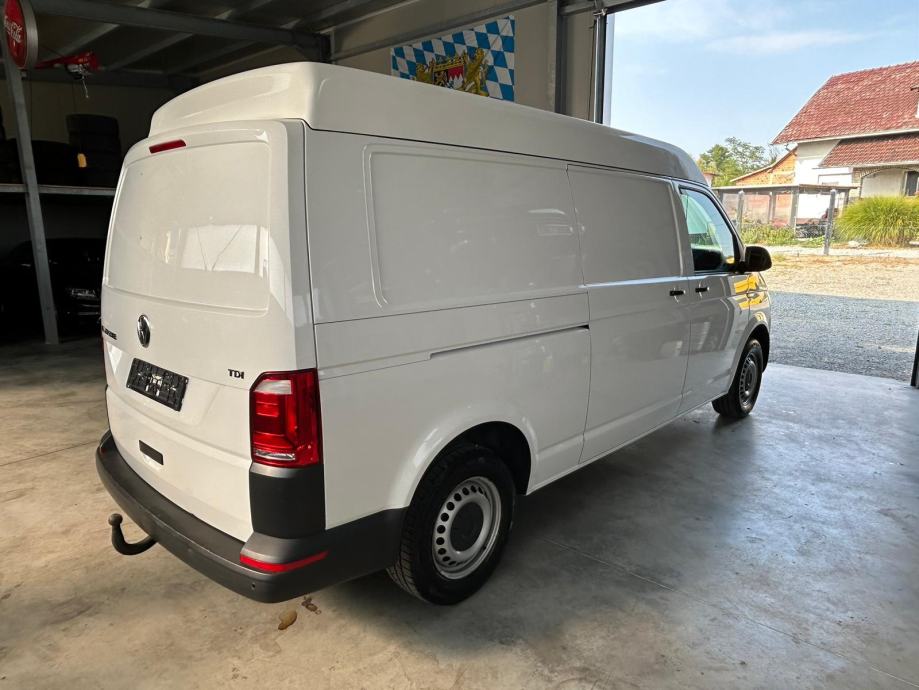 VW transporter t6, 2017 god.