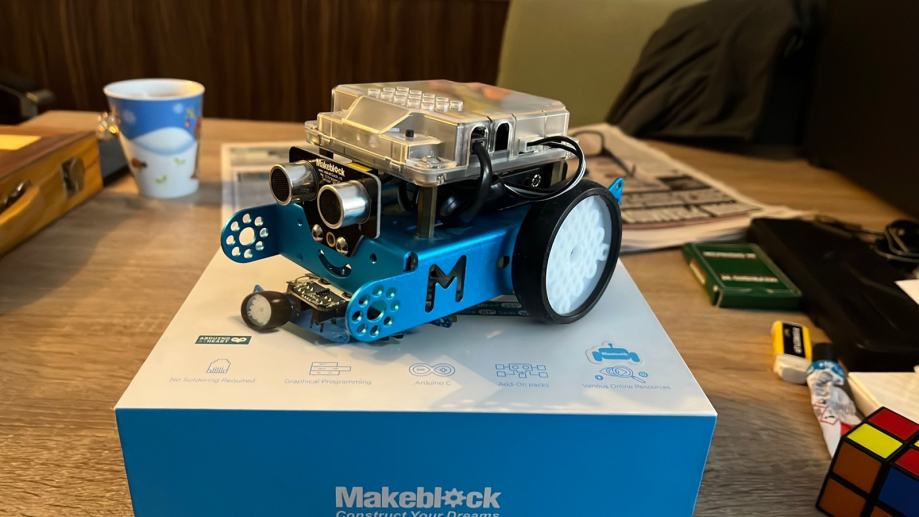 Makeblock robot za učenje robotike