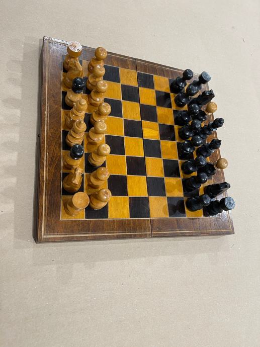 Šahovski set - drveni