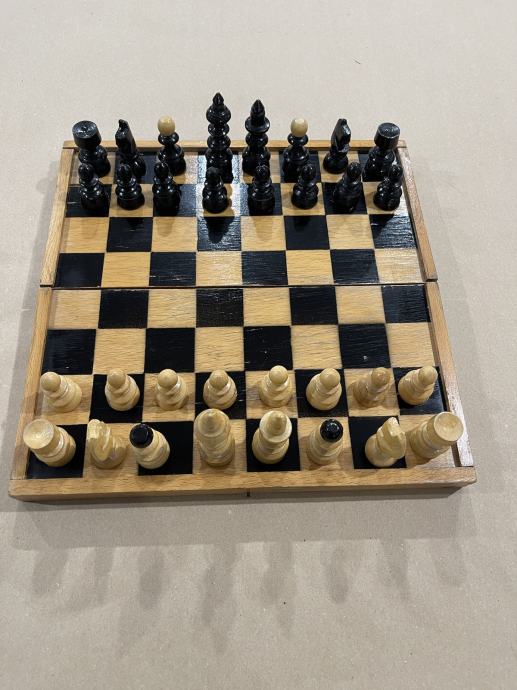 Šahovski set - drveni