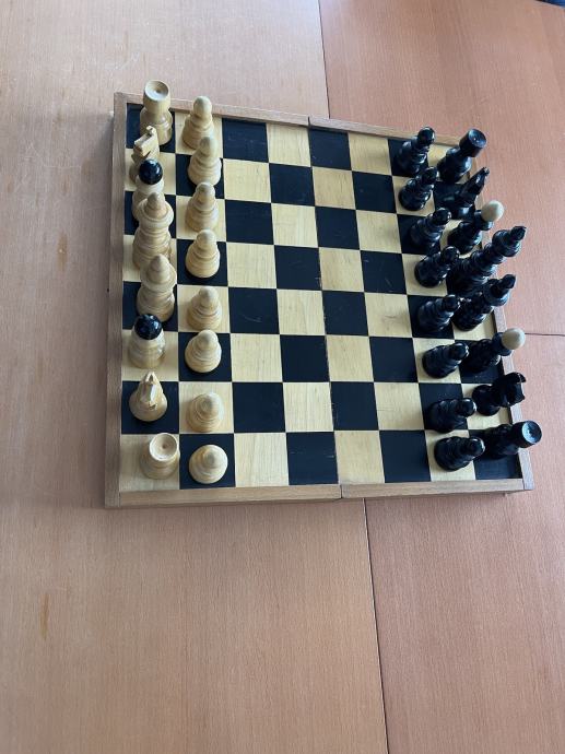 Šahovski set - drveni