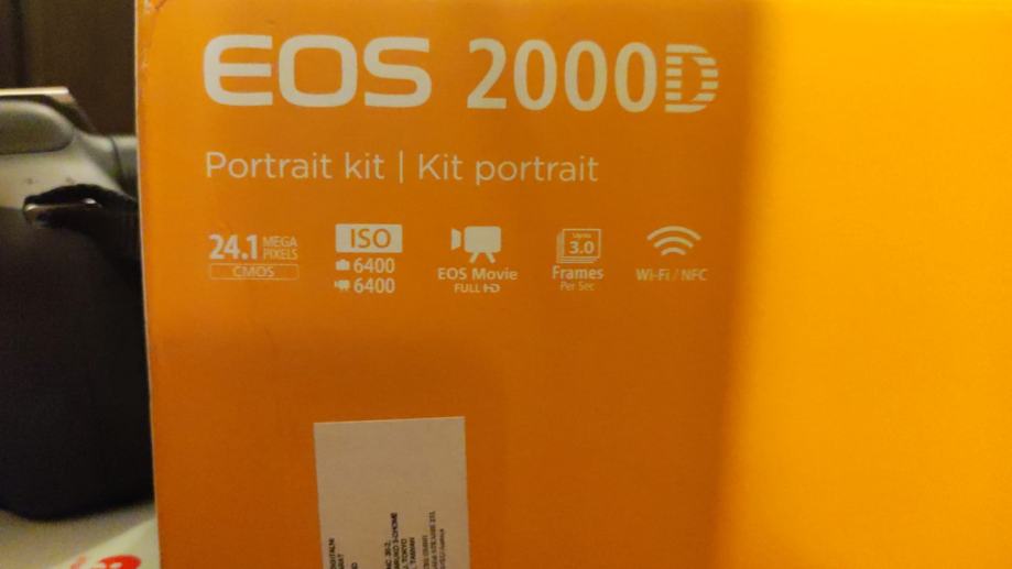 Canon EOS 2000D + SD card 128gb GRATIS