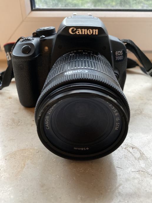 Canon Eos 700 D