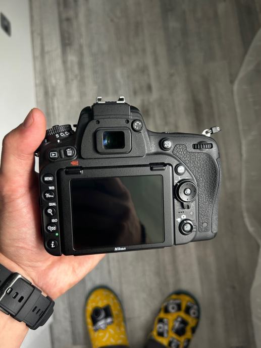 NIKON D750, shutter na 4000