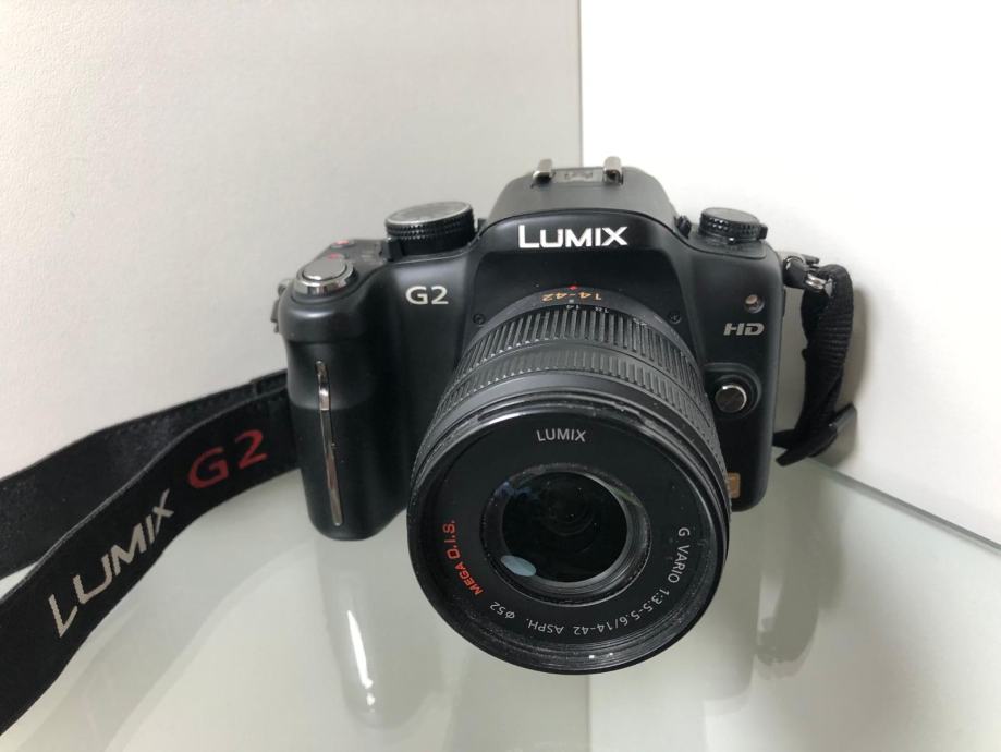PANASONIC LUMIX G2 S 14-42mm F3.5-5.6 OBJEKTIVOM. R1/ RATE!