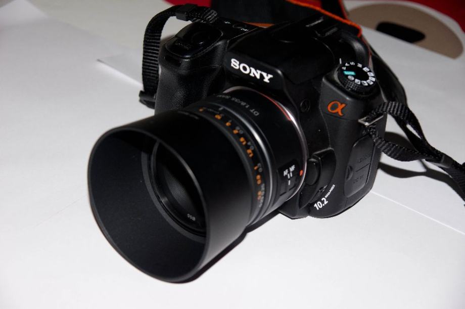 Sony DSLR Alpha 300 Sony DSLR Alpha 300