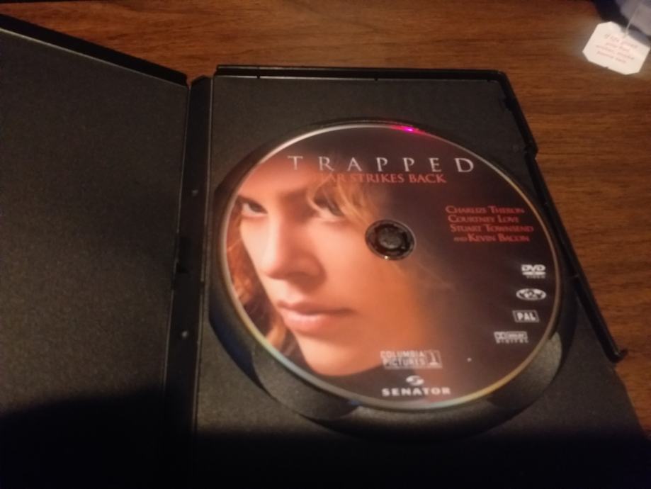 DVD U ZAMCI TRAPPED