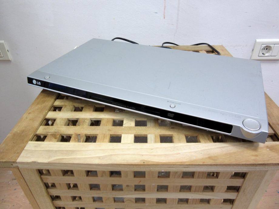 DVD Player LG DVX162 podržava DivX, MP3, windows media
