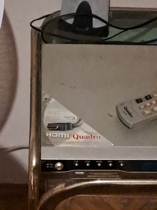 DVD PLAYER QUADRO HDMI ČITAČ MEMORIJSKE KARTICE MP3 PLAYER USB ČITAČI