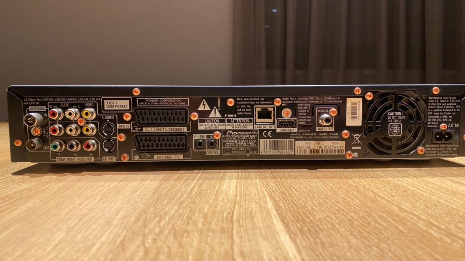 Pioneer DVR-LX61D HDD/DVD snimač i Pioneer BDP-320 Blu ray