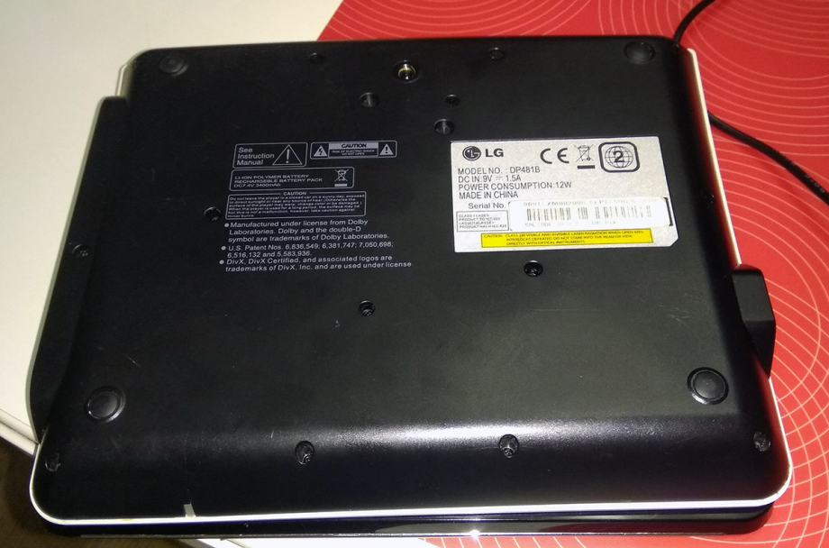Portable dvd player LG DP481B divx mp3 recording