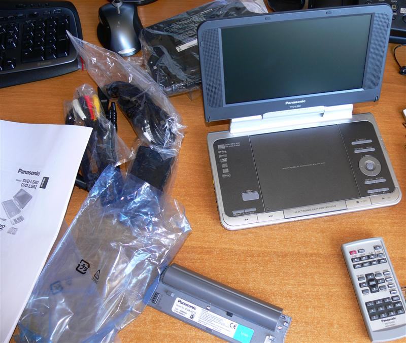 Prijenosni Panasonic DVD LS82, 8.5, 6h baterija