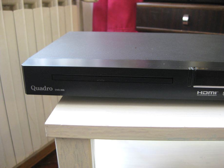 Quadro DVD player 966