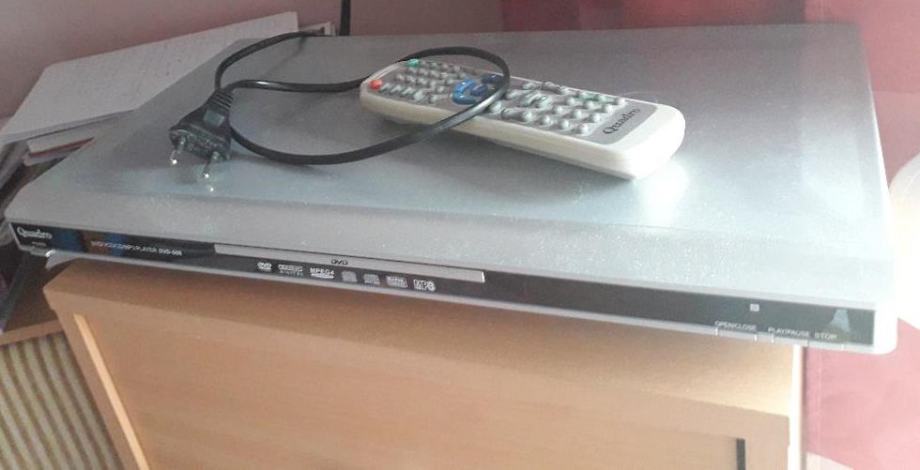 quadro dvd player