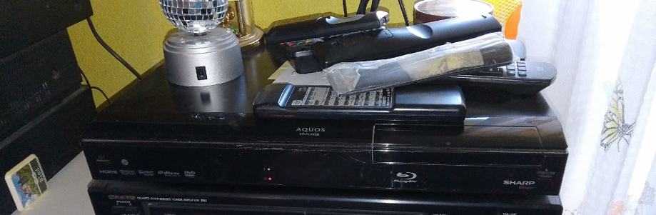 SHARP BLU-RAY DISC PLAYER