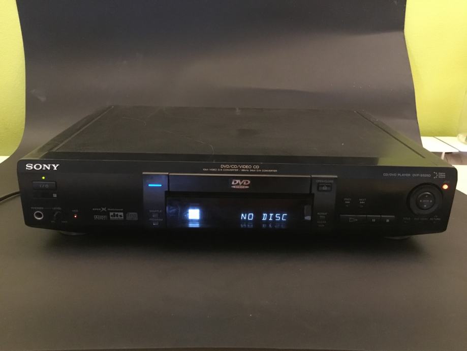 SONY DVD/CD/VIDEO CD PLAYER