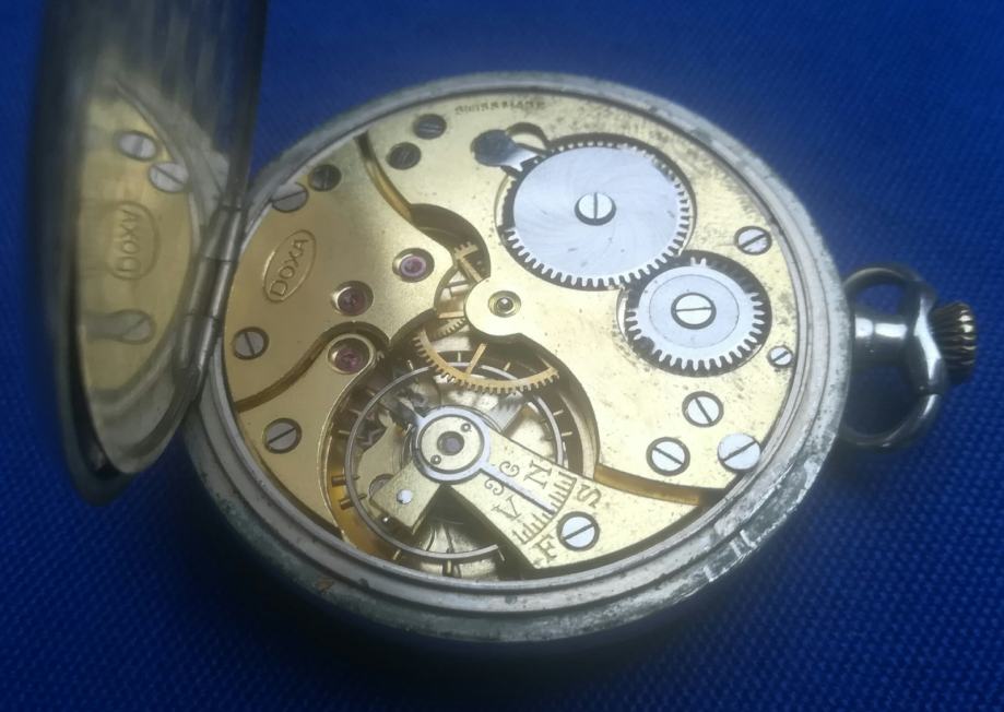 Doxa Le Locle Suisse đepni sat iz 1930ih