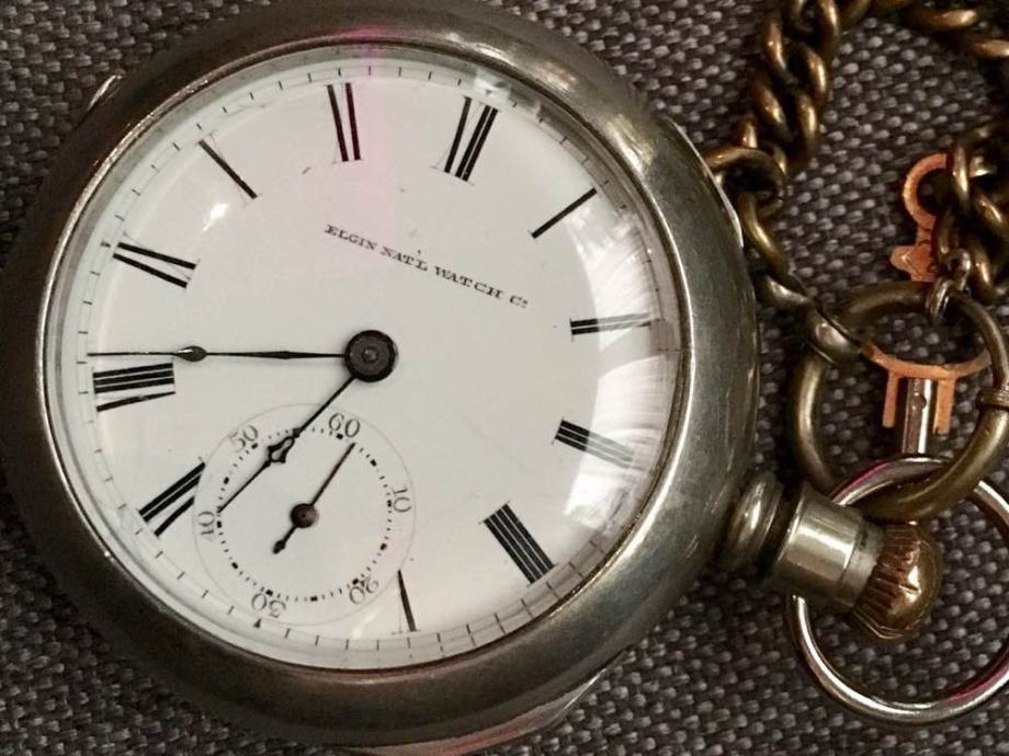 Elgin dzepni sat 1878. god sa lancem i ključem za navijanje 18 size