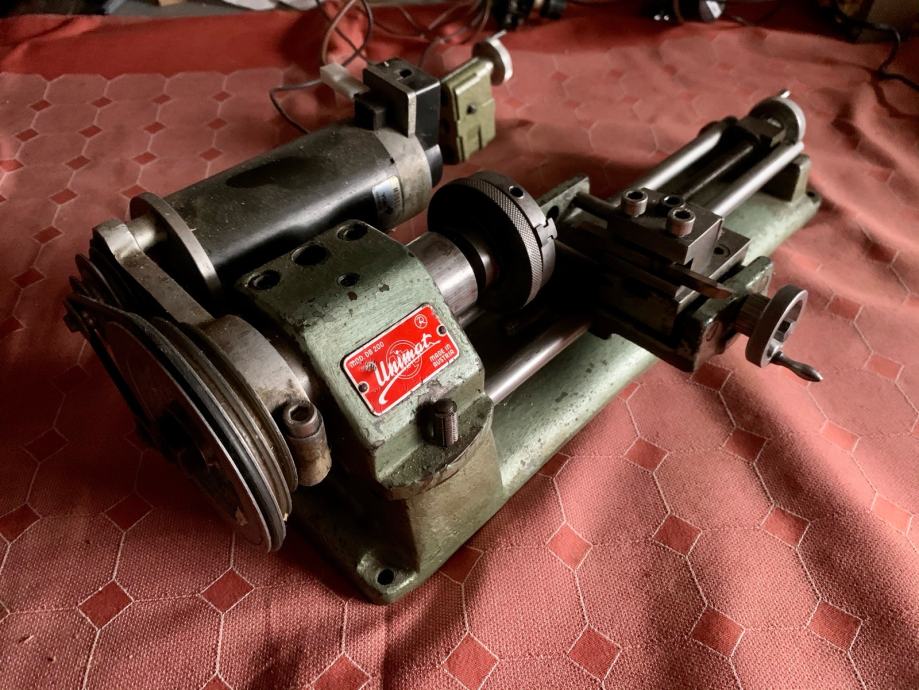 Unimat DB 200 - mini tokarski stroj