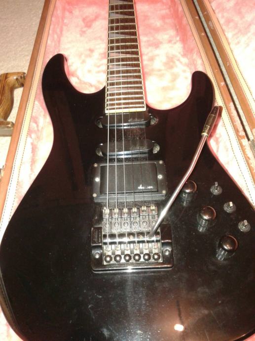 CHARVEL by JACKSON model 6