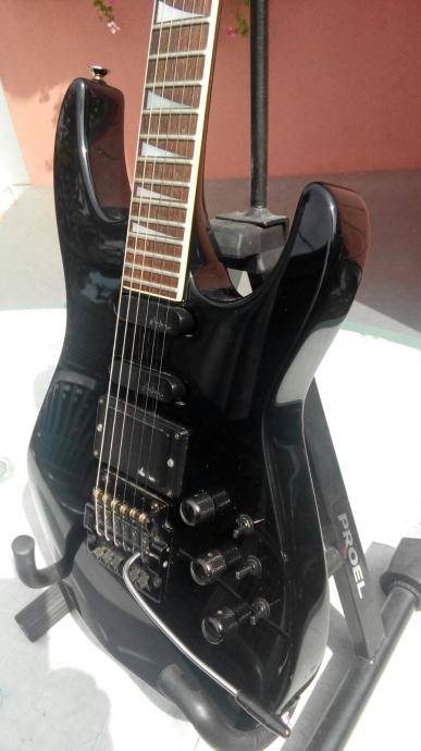CHARVEL by JACKSON model 6